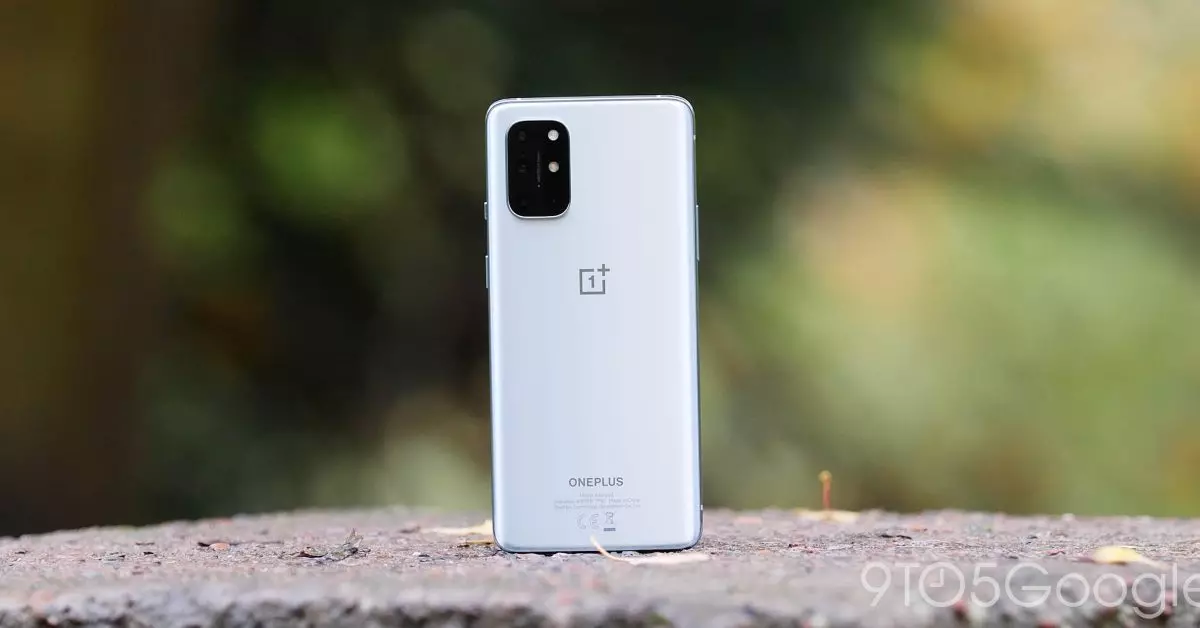 OnePlus 8/8 Pro, 8T na-enweta gam akporo 12 w / OxygenOS 12