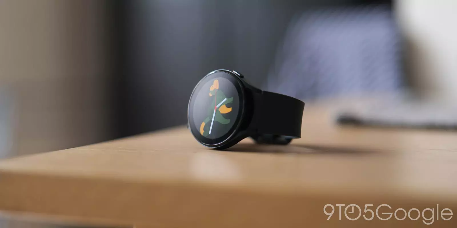 O le pito i tua o le Galaxy Watch 4 e matua leai lava se aoga 1501_1