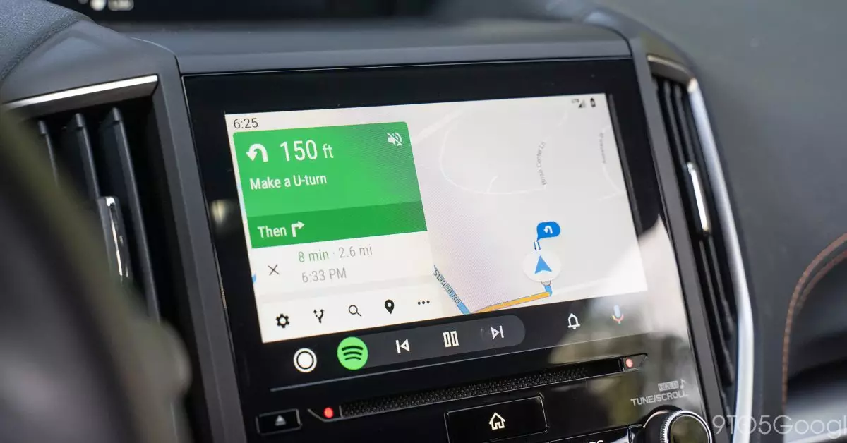 Nexşeya Google dikare ji bo ajokera rastê UI-ya Android Auto eyar bike