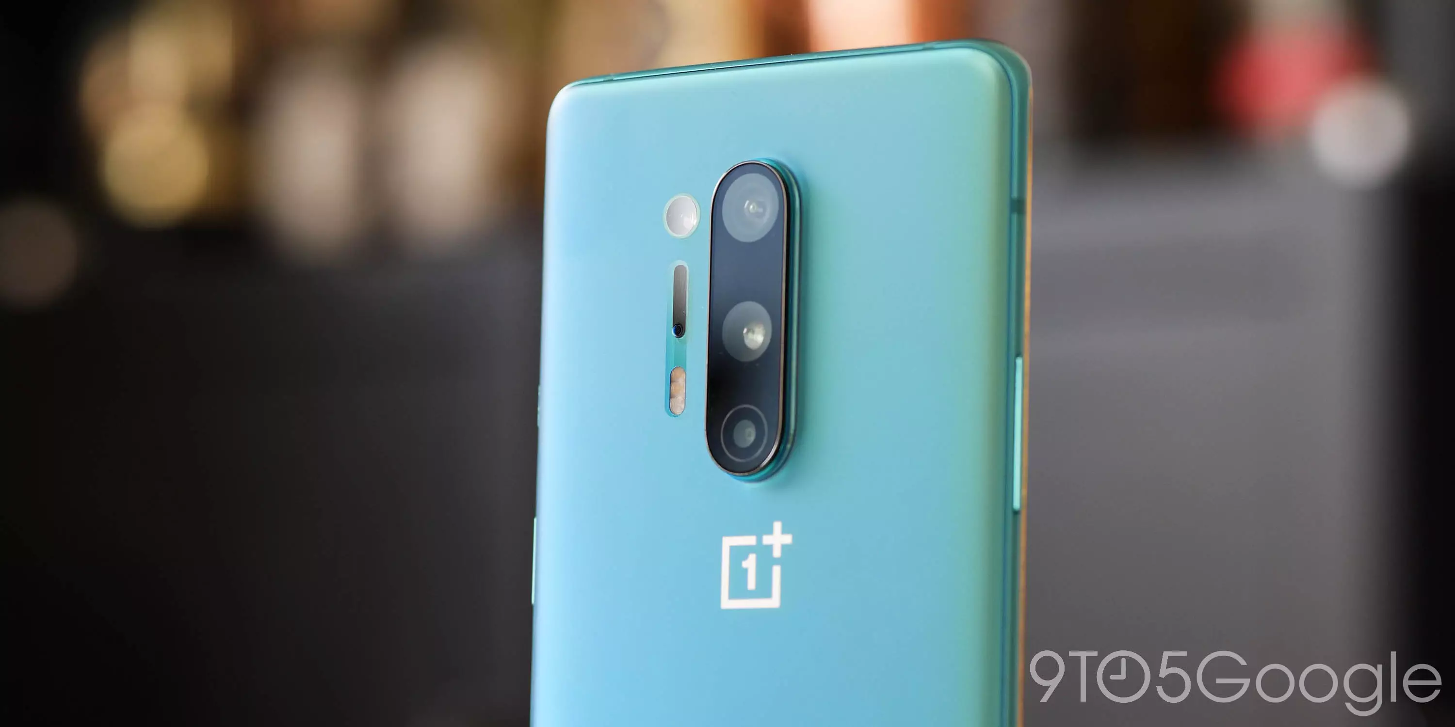 OnePlus 8 Pro saiki nampa patch keamanan Februari 2022 kanthi OxygenOS 11.0.11.11 sing saiki diluncurake.