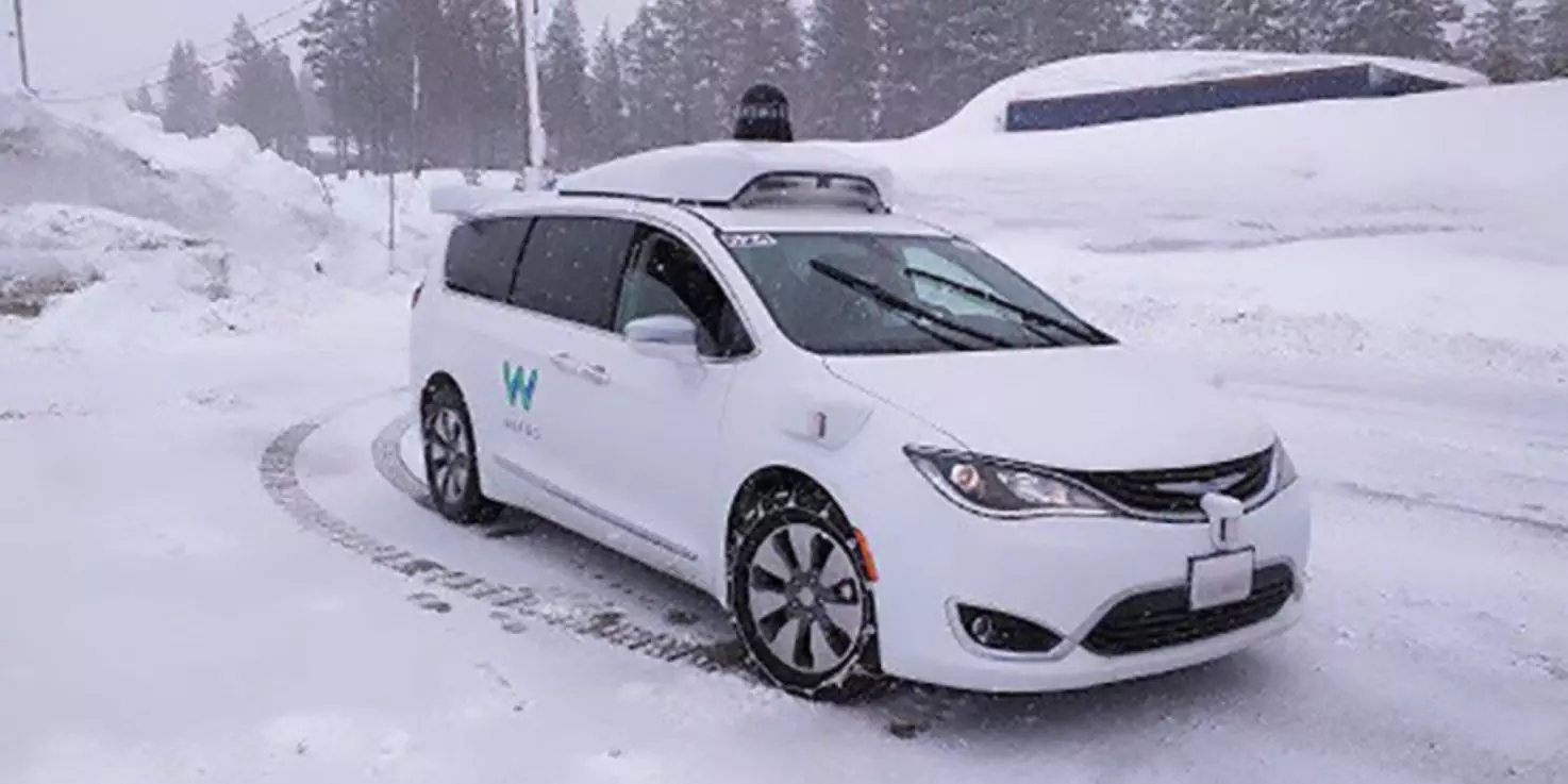 Waymo өөрийн жолоодлоготой машинаа Мичиганы цастай зам дээр турших гэж байна 17175_1