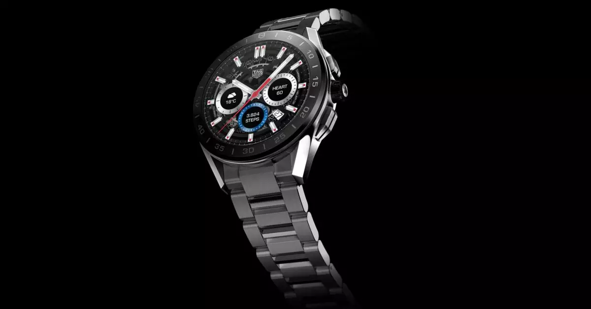 TAG Heuer Connected 2020 Wear OS, taybetmendiyên nûvekirî tîne