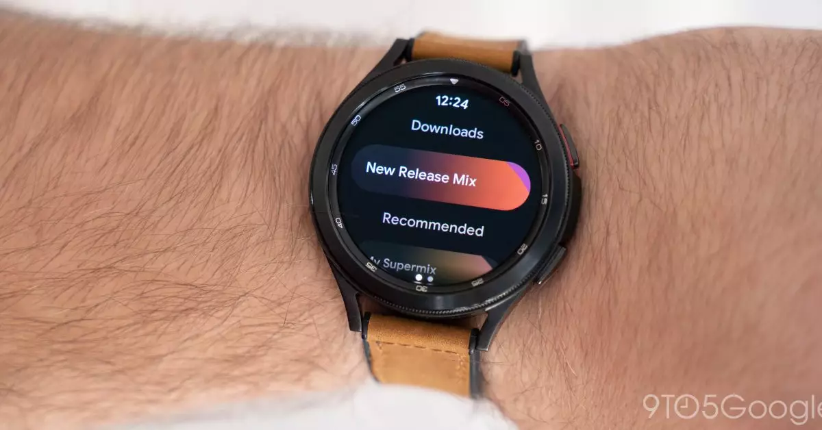 Wear OS üçin YouTube Music aýdymlary akdyryp biler