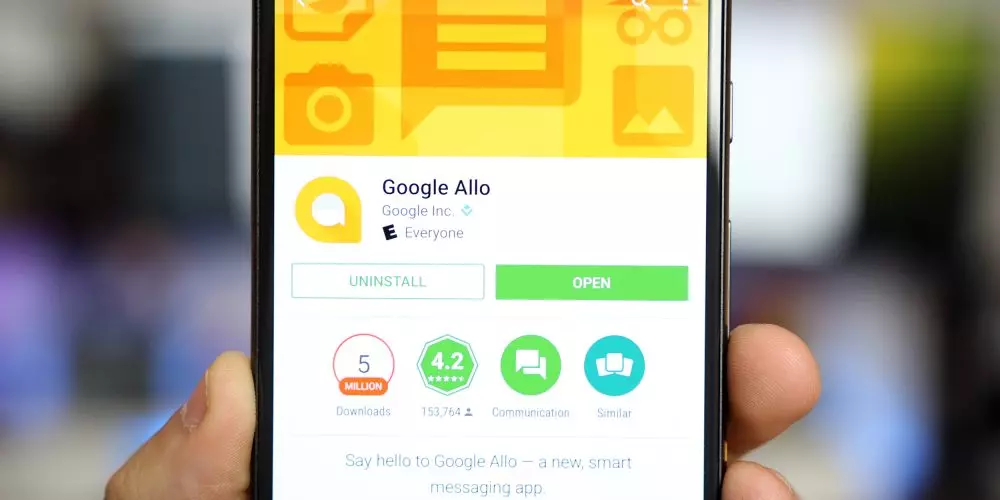 Premier aperçu de la nouvelle fonctionnalité de pack d'autocollants générés par selfie de Google Allo [Galerie] 18466_1