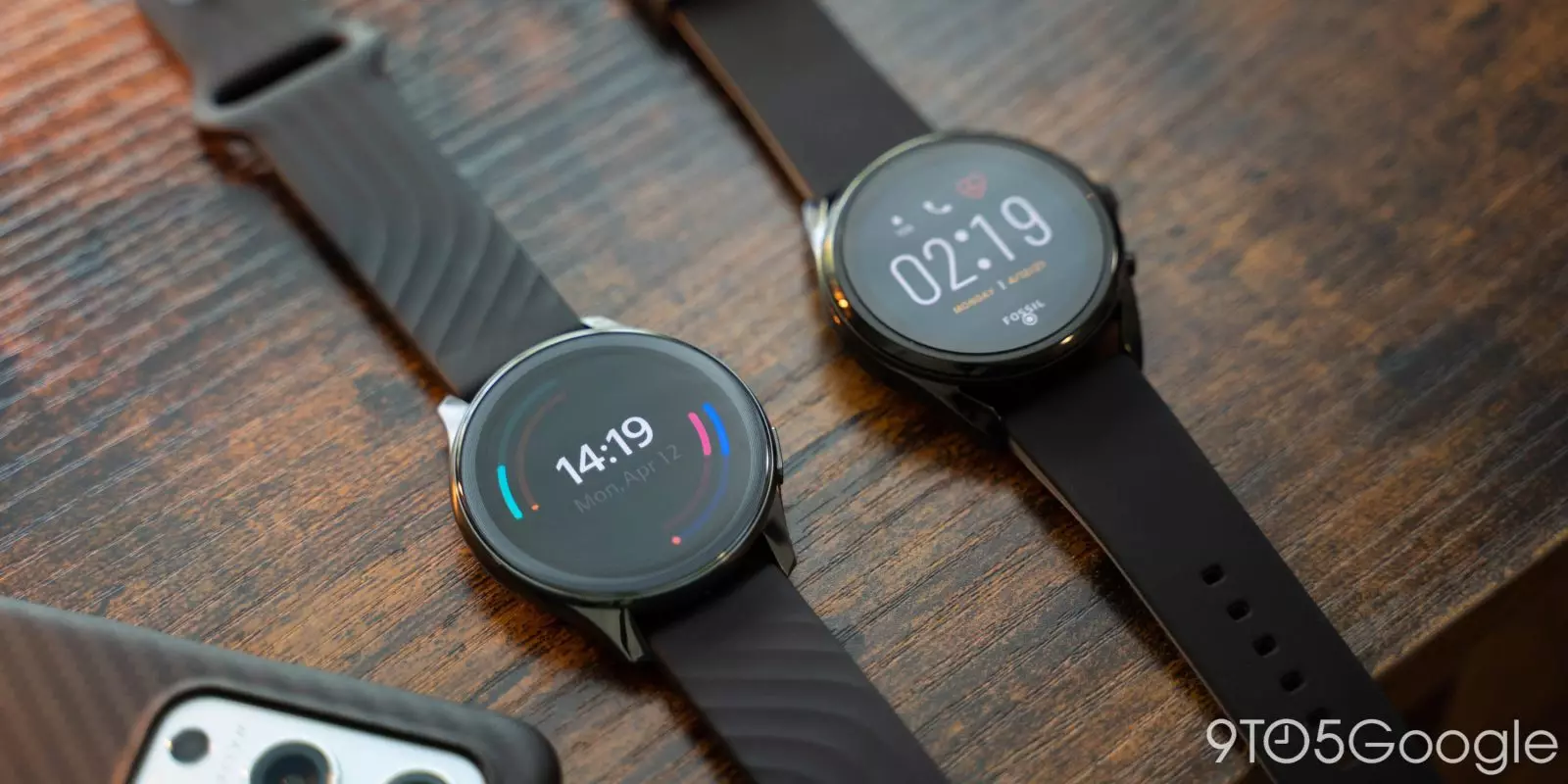 Software OnePlus Watch bụ ihe doro anya Wear OS clone 18544_1