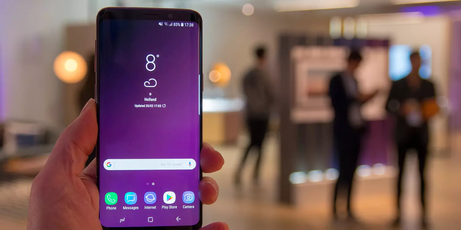 Samsung erkänner en besvikelse försäljning av Galaxy S9, varnar för svåra tider kommer att fortsätta 19675_1