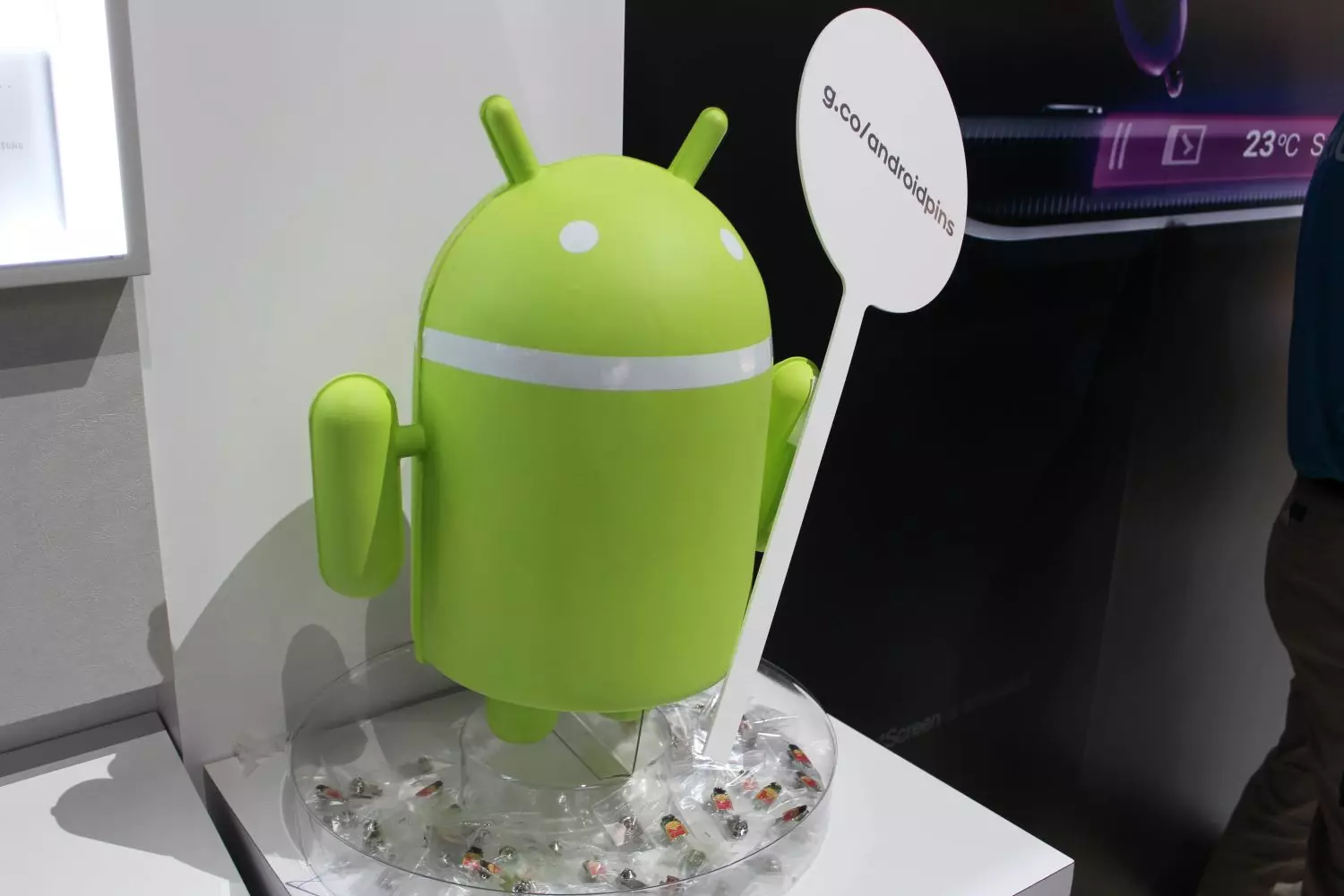 15 hevkarên Google-ê Android-ê “Bi hev re bin. Ne eynî ye.” pîneyên li CES 2015 (Galerî) 22291_1