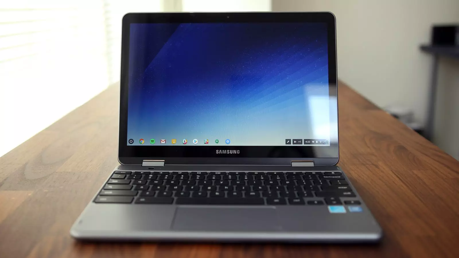 Samsung llança Chromebook Plus V2 LTE per 599 dòlars 22838_1