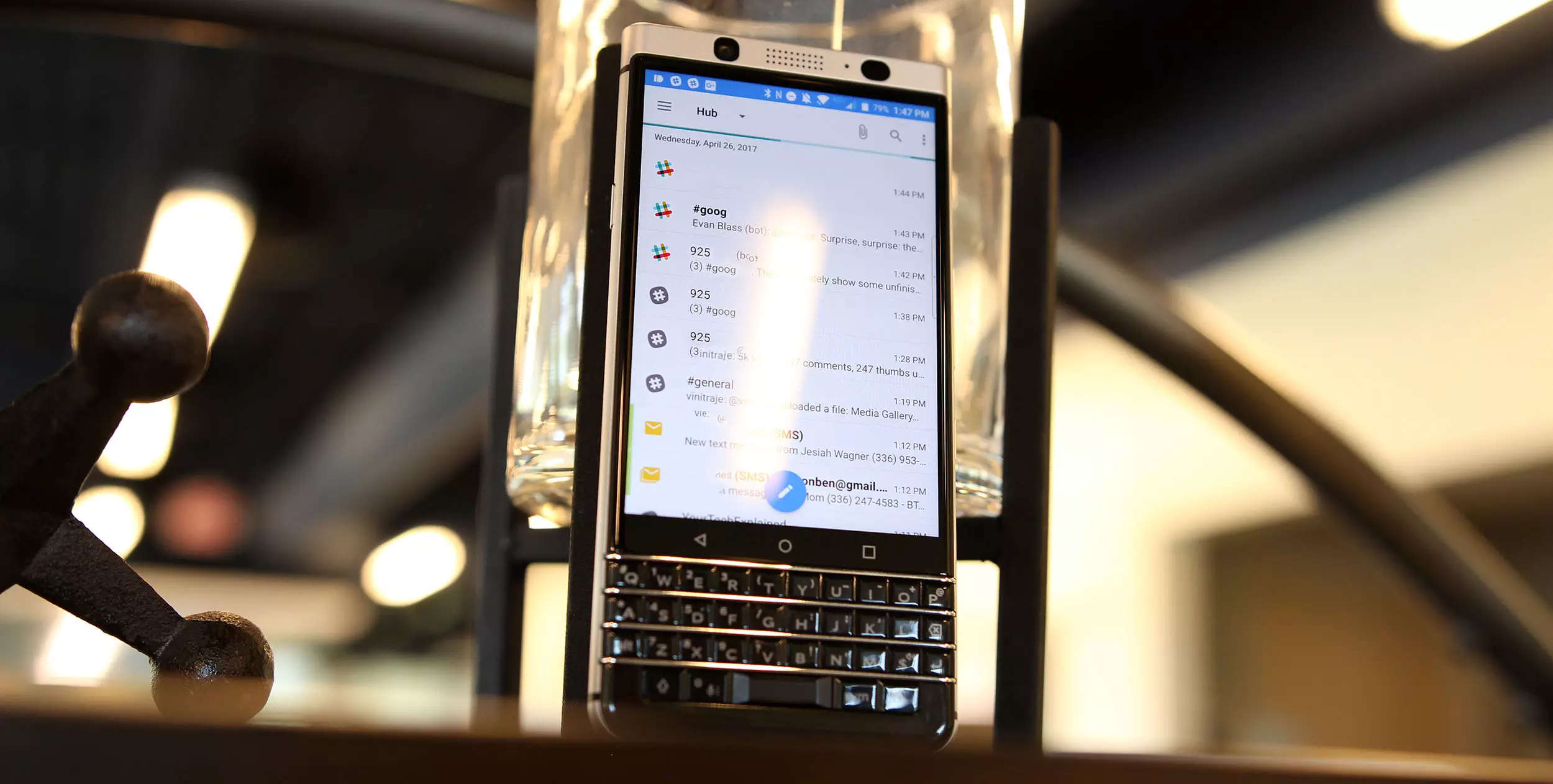 Endurskoðun: BlackBerry Keyone er skref aftur í tímann sem ég vil virkilega elska [Myndband] 26082_11