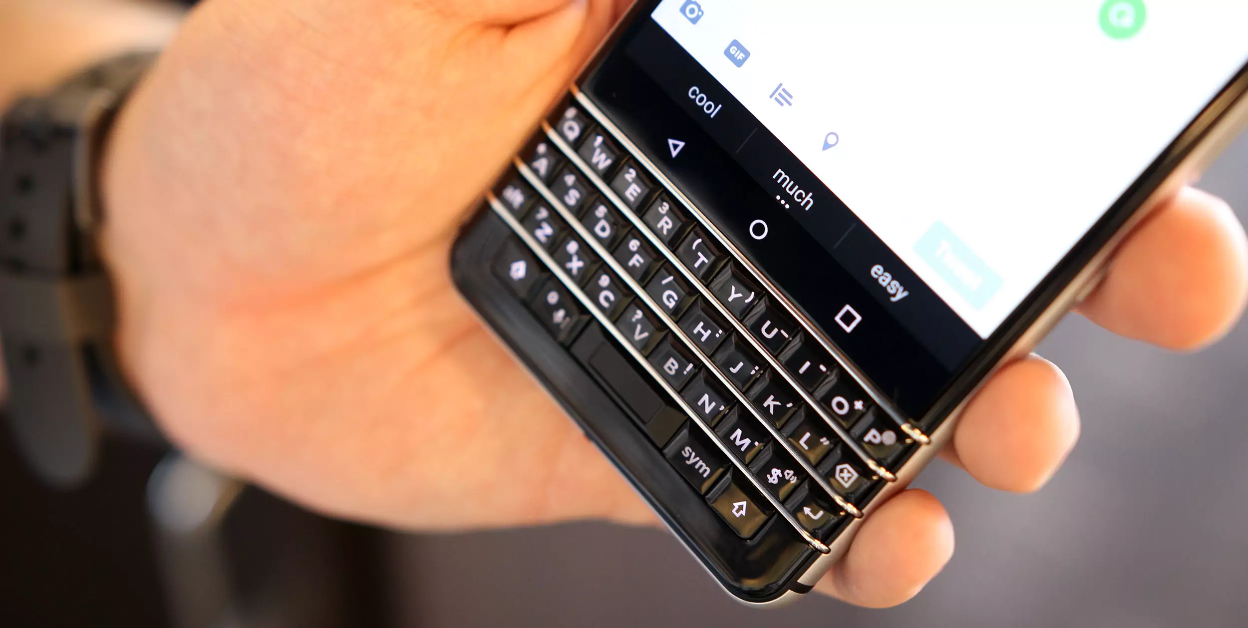 Endurskoðun: BlackBerry Keyone er skref aftur í tímann sem ég vil virkilega elska [Myndband] 26082_4