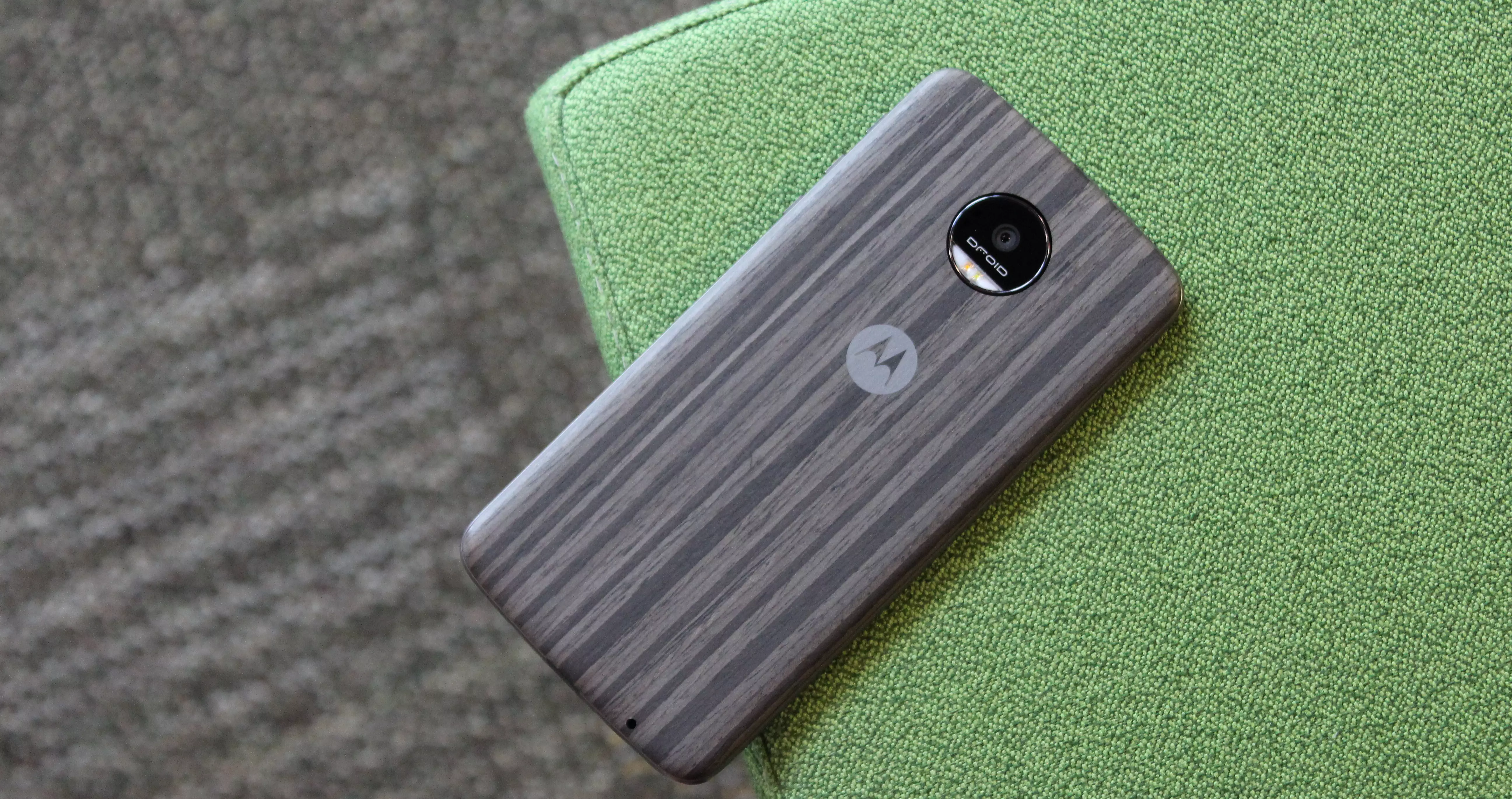 moto z style shells