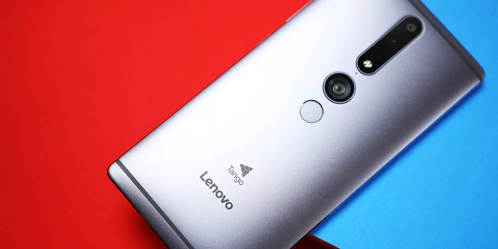 Lenovo Phab2 Pro: Taun heubeul smartphone Tango-diaktipkeun moal meunang pamutahiran Nougat 29098_1