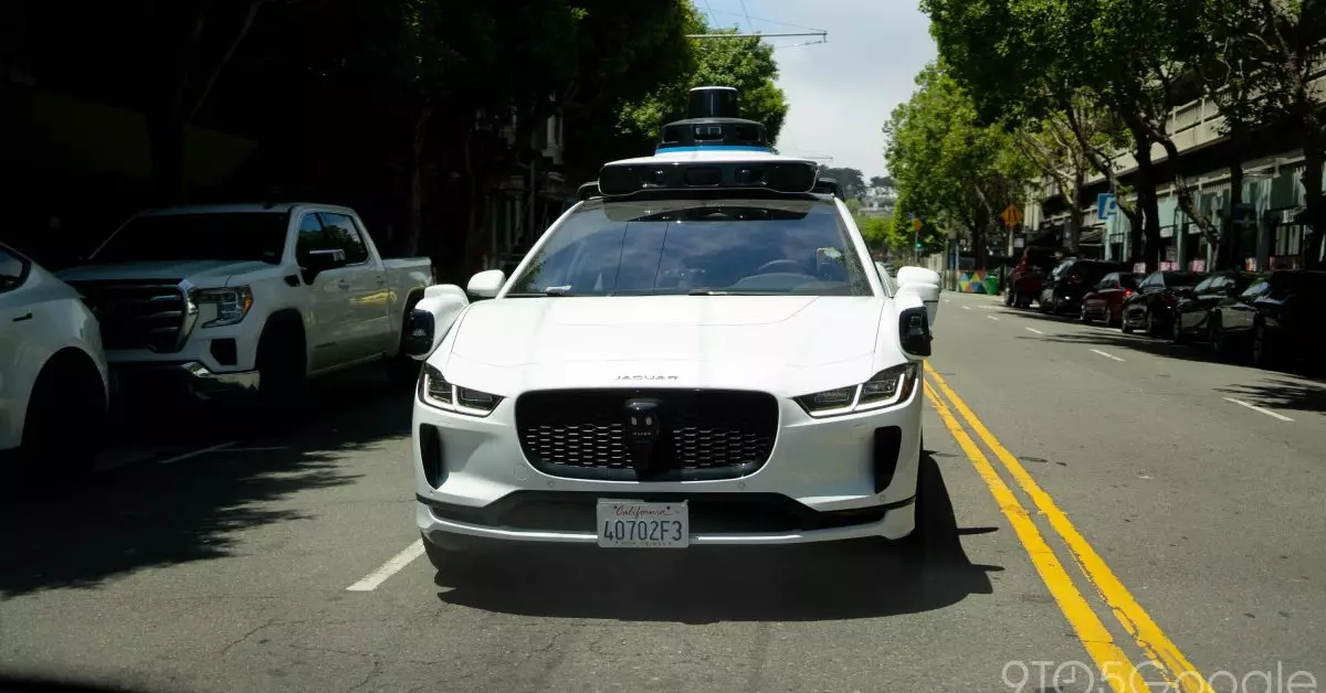 Waymo One comeza a ofrecer viaxes autónomas en San Francisco