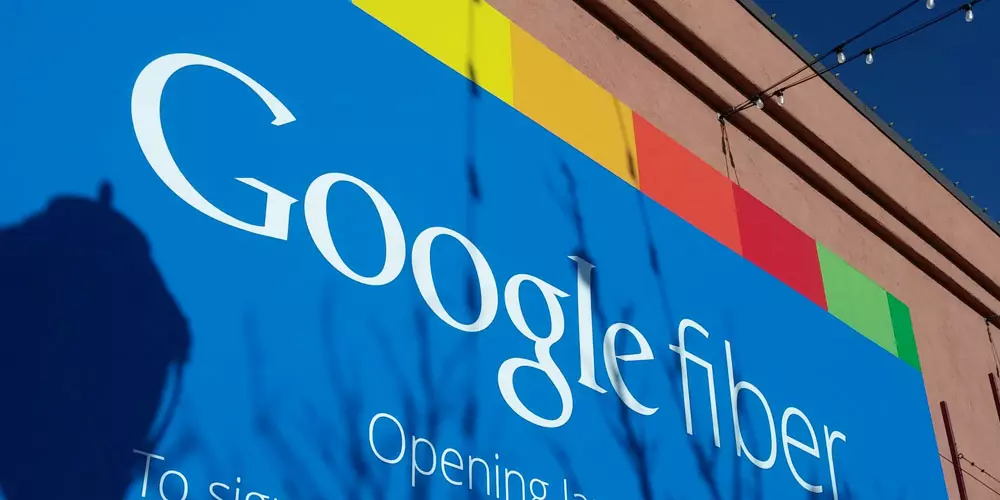 வரவிருக்கும் புதுப்பிப்பு Google Fiber TV பெட்டியை Chromecast ஆக மாற்றும் 3384_1