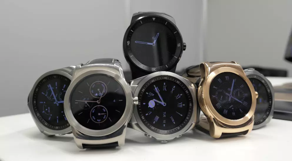 LG Watch Urbane vs G Watch R vs Watch Urbane LTE - hands-on na paghahambing (Video) 34794_1