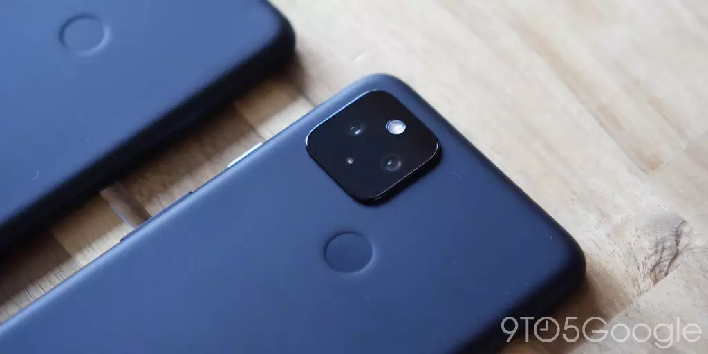 Google Pixel 4a 5G कॅमेरा सेटअप फक्त ब्लॅकमध्ये