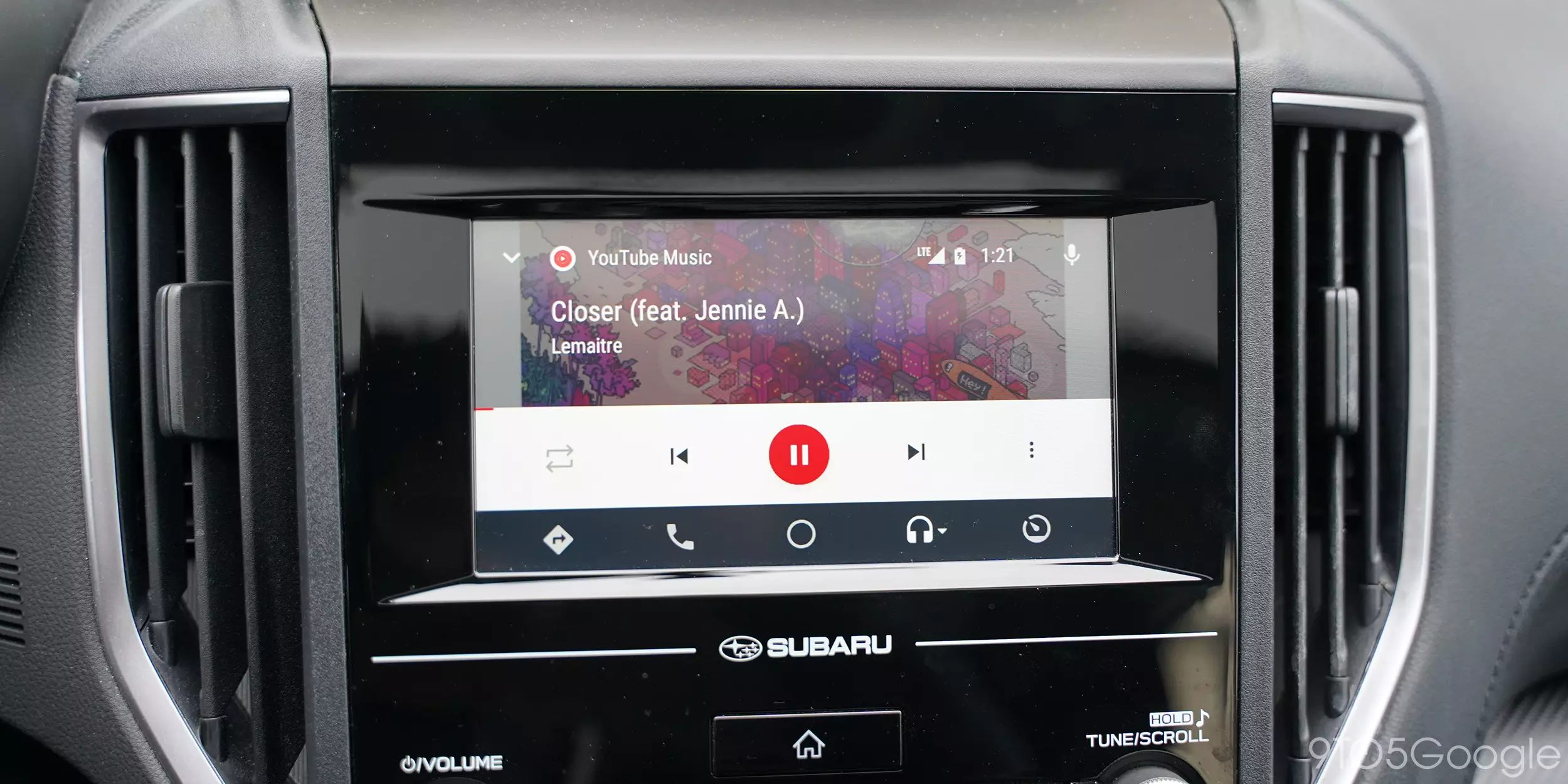 Láimhe: Tagann YouTube Music ar Android Auto 40681_2