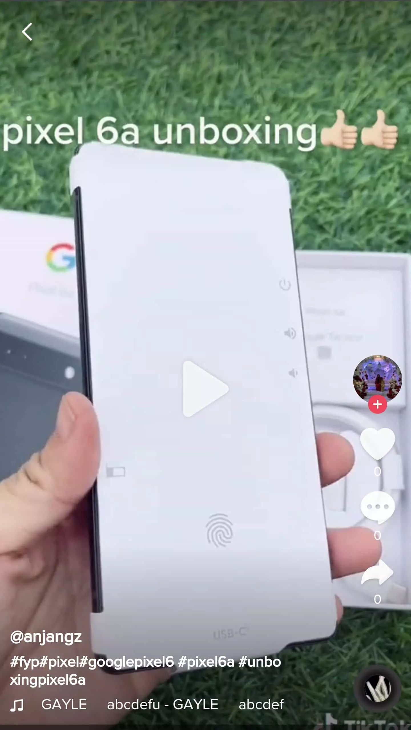 Unboxing Google Pixel 6a