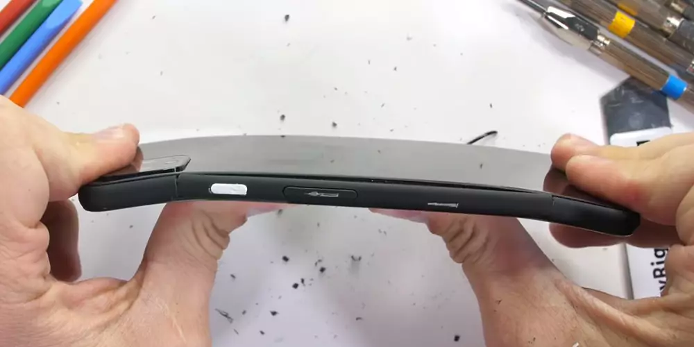 pixel 4 testa îşkenceyê jerryrigeverything dişkîne