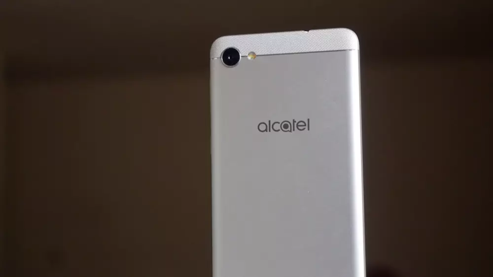 Resinsje: Alcatel A50 bringt in touch fan modulariteit oan Amazon's Prime Exclusive-opstelling [Fideo] 44395_2