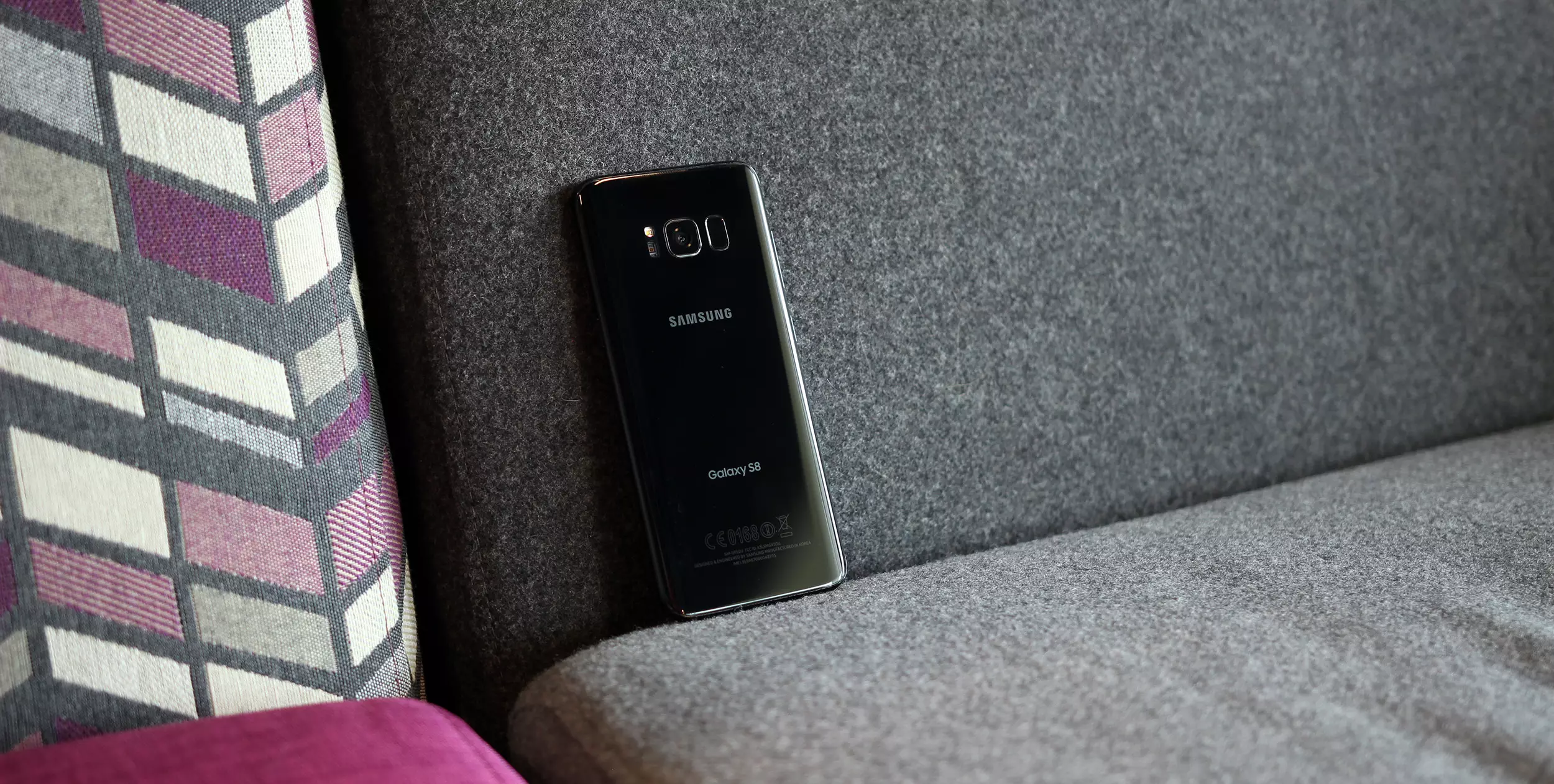 Tinjauan: Samsung Galaxy S8 nyangking rumus anu akrab bahkan langkung caket kana kasampurnaan [Video] 4762_1