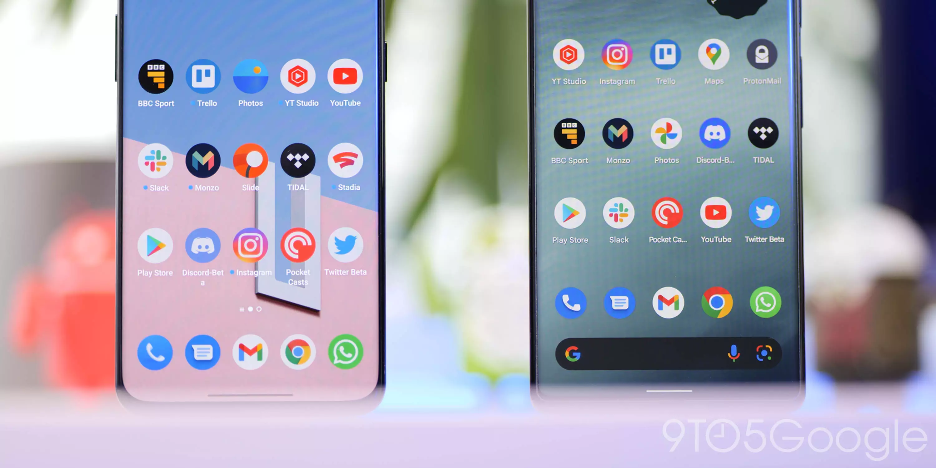 Gli schermi Pixel 6 Pro e OnePlus 10 Pro affiancati mostrano le differenze minime di qualità