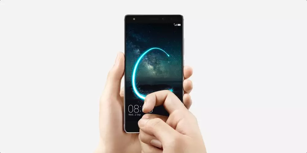 Huawei Mate S расмӣ буда, дорои дисплейи 5,5 дюймӣ, корпуси пурраи металлӣ ва Force Touch мебошад 5396_1