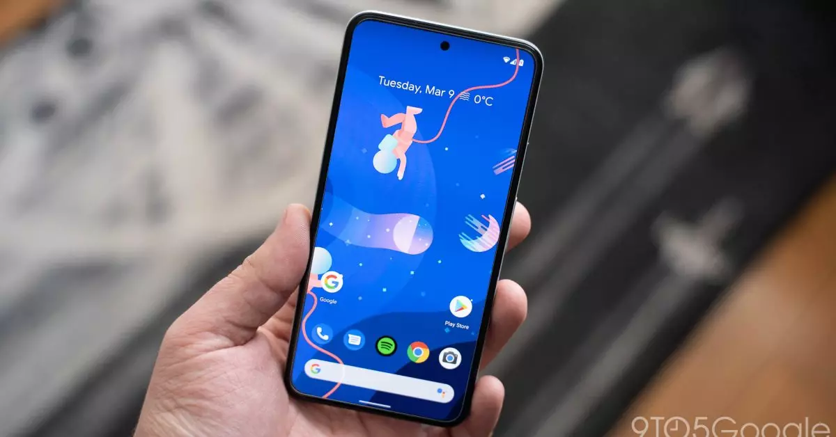 Google Pixel 6 કેન્દ્રીય છિદ્ર પંચ કેમેરા અપનાવે તેવી શક્યતા છે