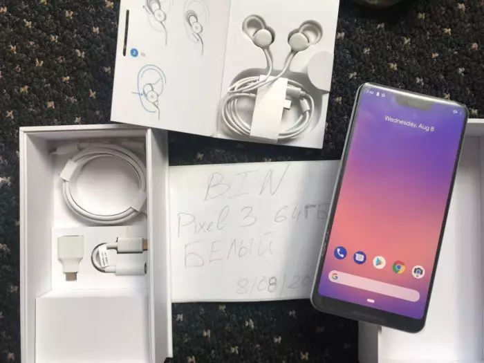 അൺബോക്സിംഗിൽ Google Pixel 3 XL ചോർന്നു, USB-C Pixel Buds, #teampixel സ്റ്റിക്കർ [ഗാലറി] 6202_10