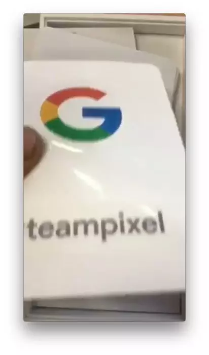 അൺബോക്സിംഗിൽ Google Pixel 3 XL ചോർന്നു, USB-C Pixel Buds, #teampixel സ്റ്റിക്കർ [ഗാലറി] 6202_17