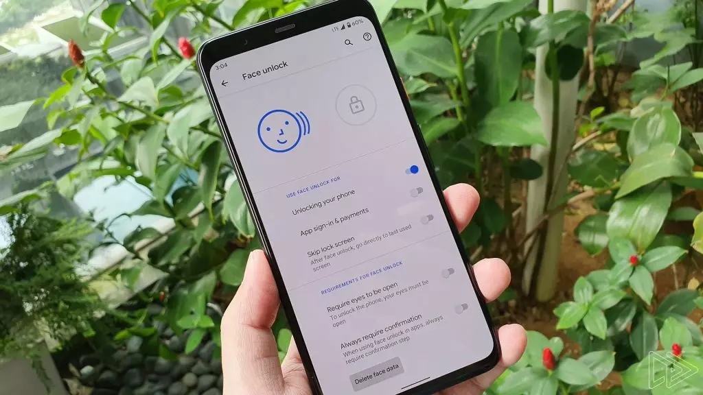 mở khóa bằng khuôn mặt pixel 4 mắt