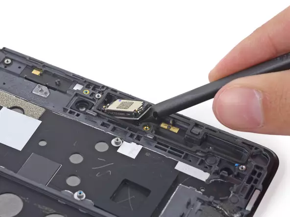 Nexus 9 teardown itanga ubanza kureba imbere muri tablet yakozwe na HTC 6875_3