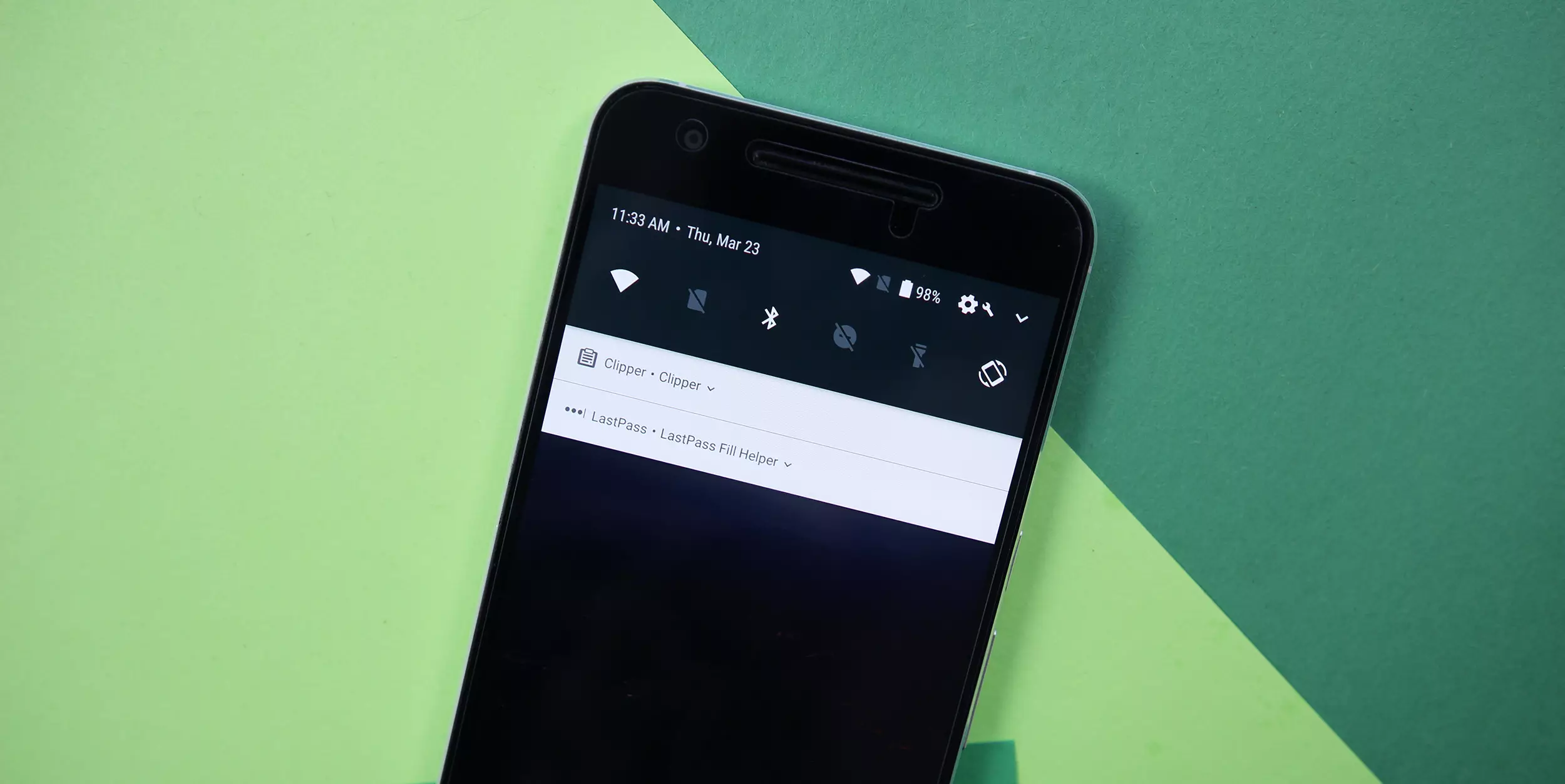 Notificările persistente în Android O au un aspect nou, minimizat 71790_1