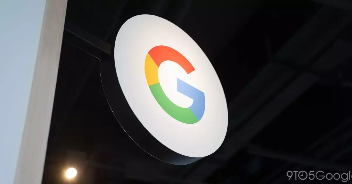 Štai pirmasis beveik galutinis „Google Pixel Watch“ žvilgsnis