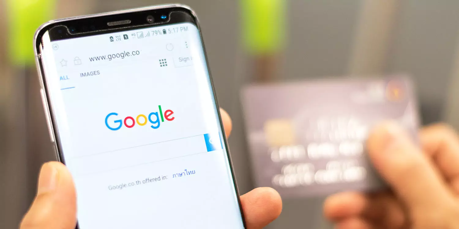 Google està infringint l'acord antimonopoli, diuen els seus rivals